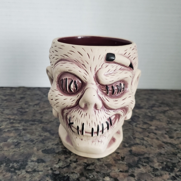 Disney | Dining | Disney 4th Edition Trader Sams Enchanted Tiki Bar ...